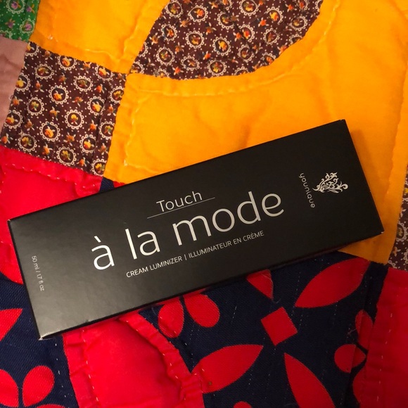 Younique | Makeup | Younique Touch A La Mode Cream Luminizer | Poshmark